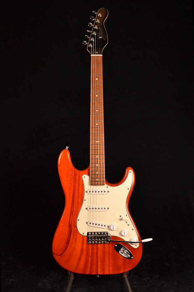 Hansen | Woodstock Guitars